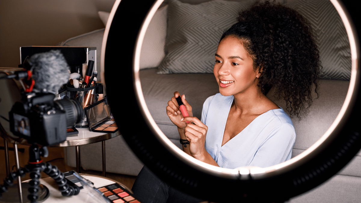 How To Use TikTok & Instagram Reels to Boost Your Salon Business