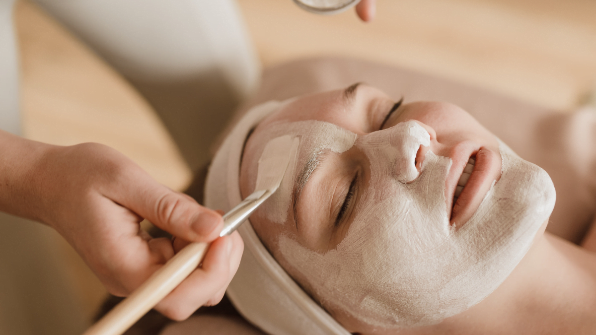 The 4 Ways You Can Celebrate National Esthetician Day